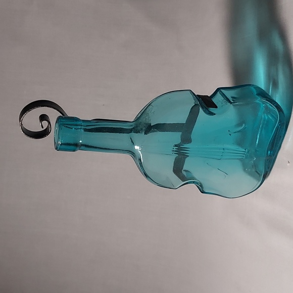 Violin Design Vase | Accents | Vintage Turquoise Glass Color Violin ...
